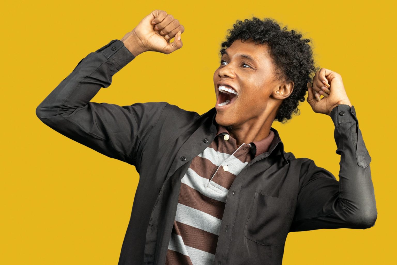 Dechambo – Art Beyond Light